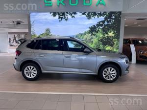 Pelēks Skoda KAMIQ 2026 Valmiera, ar dzinēja tilpumu 1.00 L un nobraukumu 5 tūkst. km par 23890 €, foto 5 vietnē AUTOMOTO.COM.LV
