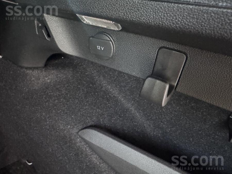 Pelēks Skoda KAMIQ 2026 Valmiera, ar dzinēja tilpumu 1.00 L un nobraukumu 5 tūkst. km par 23890 €, foto 25 vietnē AUTOMOTO.COM.LV