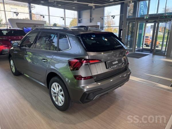 Pelēks Skoda KAMIQ 2026 Valmiera, ar dzinēja tilpumu 1.00 L un nobraukumu 0 tūkst. km par 23890 €, foto 8 vietnē AUTOMOTO.COM.LV