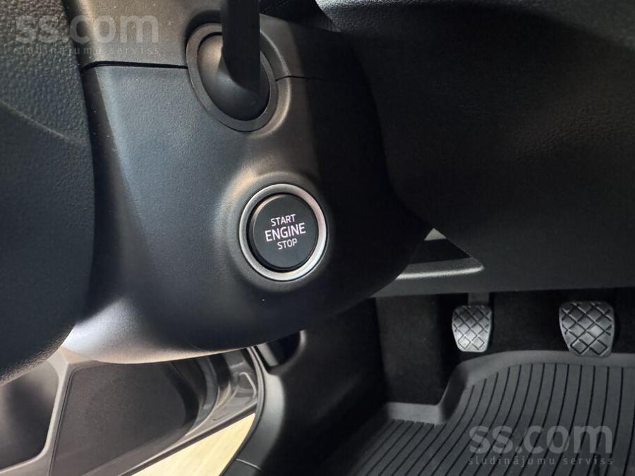 Pelēks Skoda KAMIQ 2026 Valmiera, ar dzinēja tilpumu 1.00 L un nobraukumu 0 tūkst. km par 23890 €, foto 18 vietnē AUTOMOTO.COM.LV