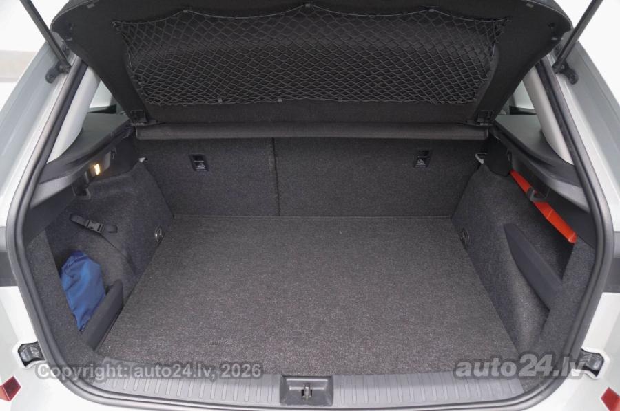 Pelēks Skoda KAMIQ 2021 Tallina, ar dzinēja tilpumu 1.00 L un nobraukumu 104 tūkst. km par 10990 €, foto 12 vietnē AUTOMOTO.COM.LV