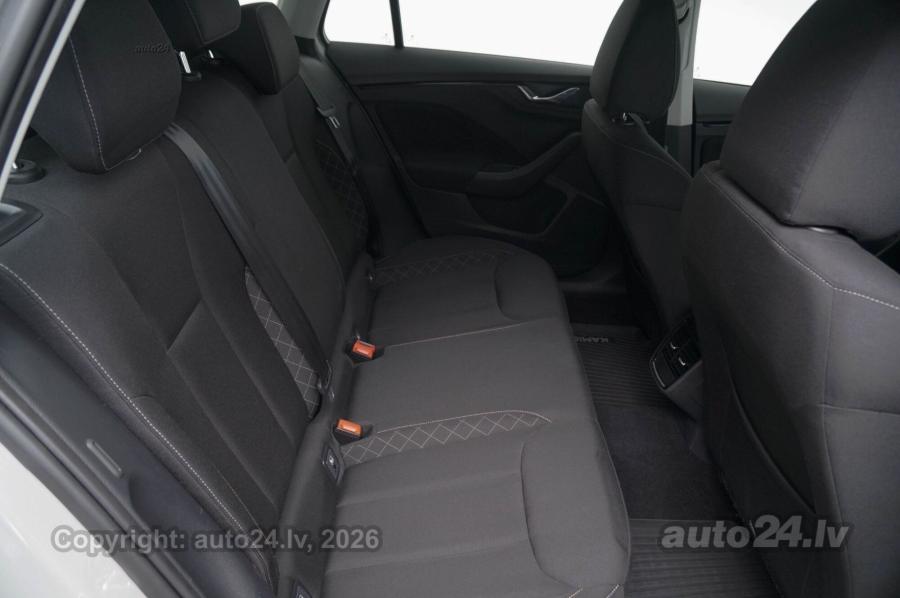 Pelēks Skoda KAMIQ 2021 Tallina, ar dzinēja tilpumu 1.00 L un nobraukumu 104 tūkst. km par 10990 €, foto 13 vietnē AUTOMOTO.COM.LV