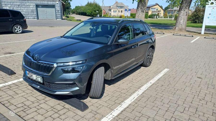 Grey Skoda KAMIQ 2021 in Kelme, with an engine capacity of 1.00 L and mileage of 61 thousand km for 17990 €, photo 4 on AUTOMOTO.COM.LV