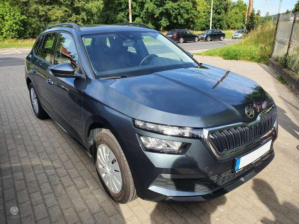 Pelēks Skoda KAMIQ 2021 Palanga, ar dzinēja tilpumu 1.00 L un nobraukumu 120 tūkst. km par 14200 €, foto  vietnē AUTOMOTO.COM.LV