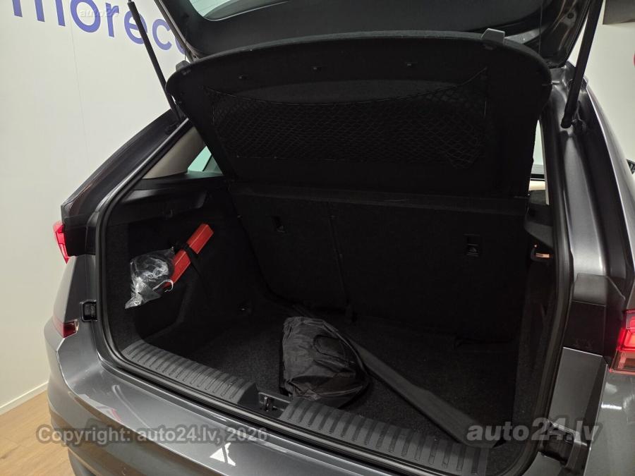 Pelēks Skoda KAMIQ 2022 Tallina, ar dzinēja tilpumu 1.00 L un nobraukumu 76 tūkst. km par 15900 €, foto 20 vietnē AUTOMOTO.COM.LV