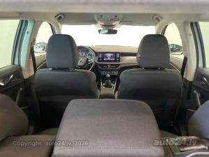 Pelēks Skoda KAMIQ 2022 Tallina, ar dzinēja tilpumu 1.00 L un nobraukumu 70 tūkst. km par 13990 €, foto 14 vietnē AUTOMOTO.COM.LV