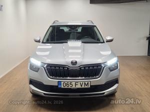 Pelēks Skoda KAMIQ 2022 Tallina, ar dzinēja tilpumu 1.00 L un nobraukumu 91 tūkst. km par 16900 €, foto 3 vietnē AUTOMOTO.COM.LV