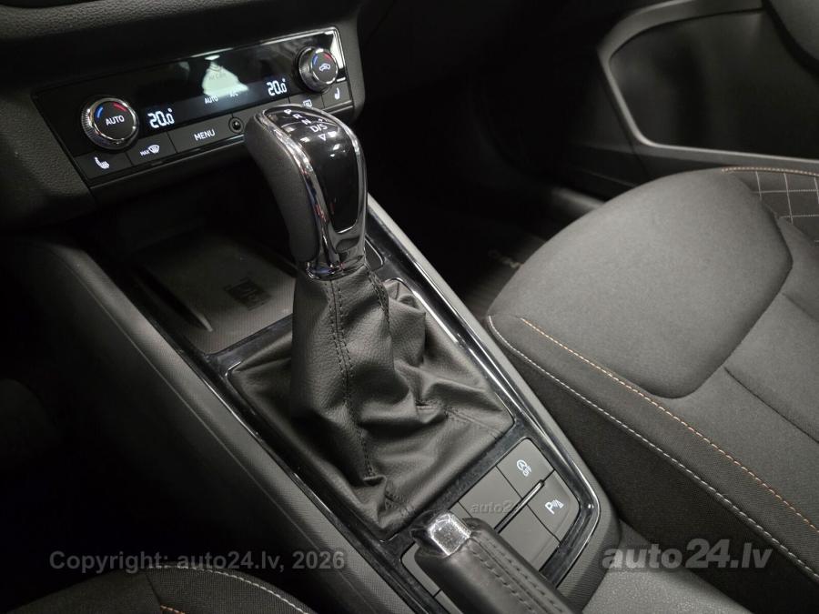 Pelēks Skoda KAMIQ 2022 Tallina, ar dzinēja tilpumu 1.00 L un nobraukumu 91 tūkst. km par 16900 €, foto 12 vietnē AUTOMOTO.COM.LV