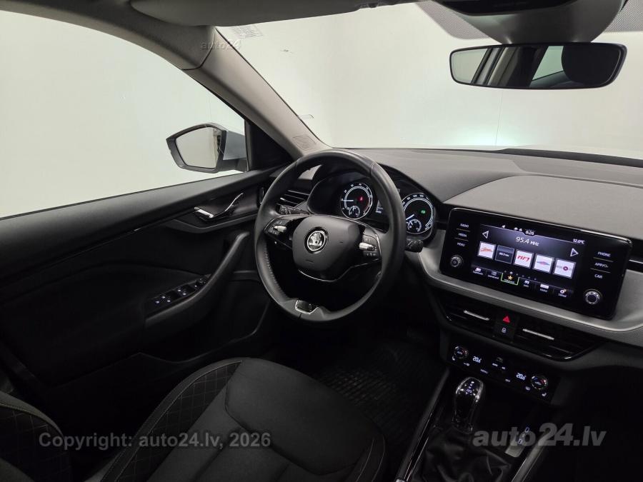 Pelēks Skoda KAMIQ 2022 Tallina, ar dzinēja tilpumu 1.00 L un nobraukumu 91 tūkst. km par 16900 €, foto 13 vietnē AUTOMOTO.COM.LV