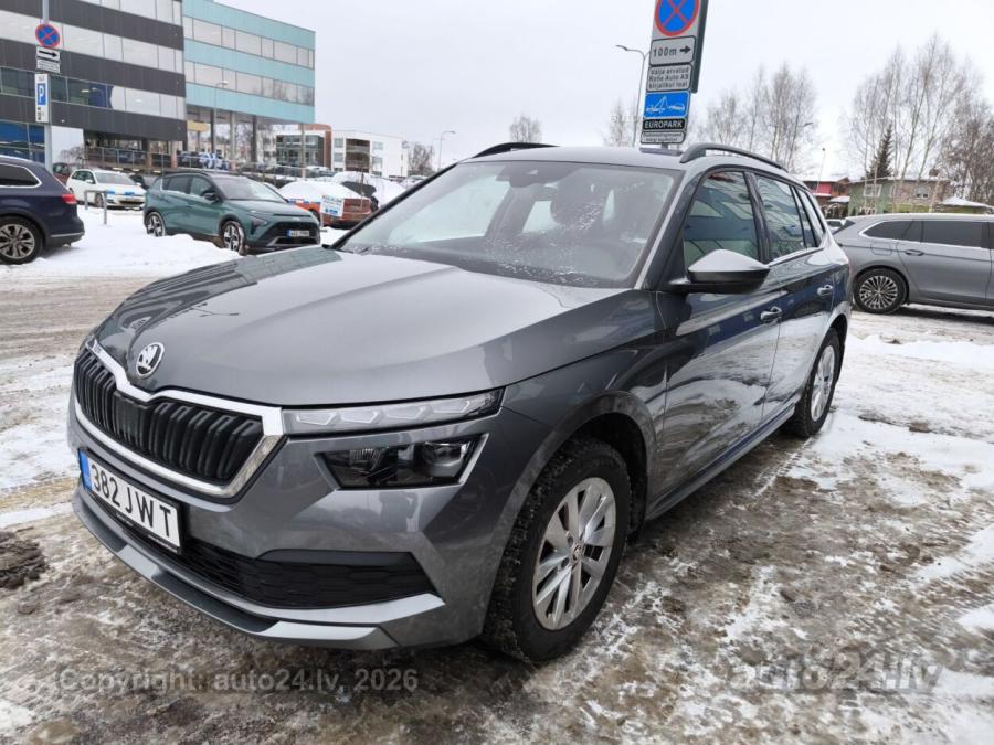 Pelēks Skoda KAMIQ 2023 Tallina, ar dzinēja tilpumu 1.00 L un nobraukumu 26 tūkst. km par 16000 €, foto 2 vietnē AUTOMOTO.COM.LV