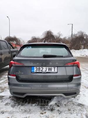 Pelēks Skoda KAMIQ 2023 Tallina, ar dzinēja tilpumu 1.00 L un nobraukumu 26 tūkst. km par 16000 €, foto 4 vietnē AUTOMOTO.COM.LV