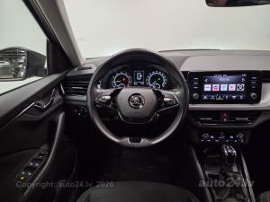 Pelēks Skoda KAMIQ 2023 Tallina, ar dzinēja tilpumu 1.00 L un nobraukumu 57 tūkst. km par 17900 €, foto 19 vietnē AUTOMOTO.COM.LV
