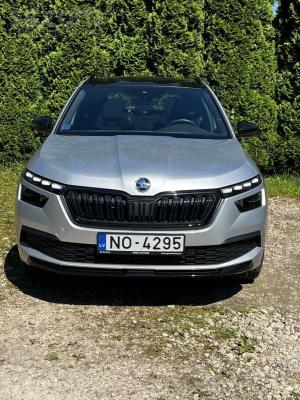 Grey Skoda KAMIQ 2023 in Riga, with an engine capacity of 1.50 L and mileage of 44 thousand km for 21900 €, photo  on AUTOMOTO.COM.LV