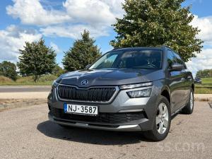 Pelēks Skoda KAMIQ 2023 Daugavpils, ar dzinēja tilpumu 1.00 L un nobraukumu 39 tūkst. km par 14577 €, foto  vietnē AUTOMOTO.COM.LV