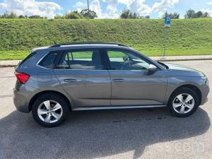 Pelēks Skoda KAMIQ 2023 Daugavpils, ar dzinēja tilpumu 1.00 L un nobraukumu 39 tūkst. km par 14577 €, foto 4 vietnē AUTOMOTO.COM.LV