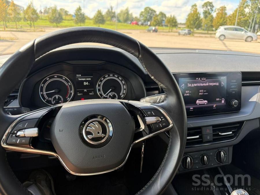 Pelēks Skoda KAMIQ 2023 Daugavpils, ar dzinēja tilpumu 1.00 L un nobraukumu 39 tūkst. km par 14577 €, foto 5 vietnē AUTOMOTO.COM.LV