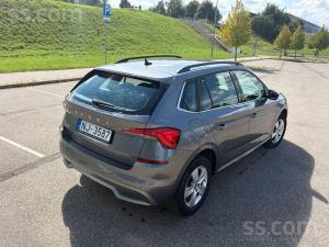 Pelēks Skoda KAMIQ 2023 Daugavpils, ar dzinēja tilpumu 1.00 L un nobraukumu 39 tūkst. km par 14577 €, foto 6 vietnē AUTOMOTO.COM.LV