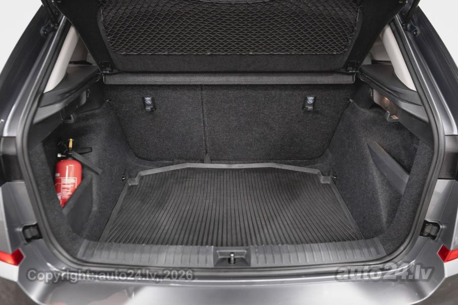 Pelēks Skoda KAMIQ 2023 Tartu, ar dzinēja tilpumu 1.00 L un nobraukumu 153 tūkst. km par 13900 €, foto 6 vietnē AUTOMOTO.COM.LV