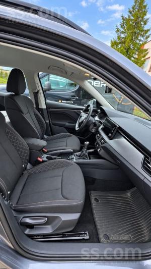 Pelēks Skoda KAMIQ 2023 Daugavpils, ar dzinēja tilpumu 1.00 L un nobraukumu 92 tūkst. km par 15000 €, foto 9 vietnē AUTOMOTO.COM.LV