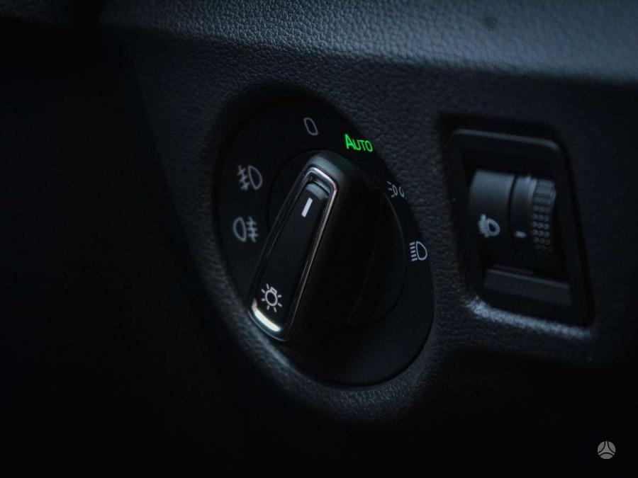Pelēks Skoda KAMIQ 2024 Kauņa, ar dzinēja tilpumu 1.00 L un nobraukumu 30 tūkst. km par 18500 €, foto 14 vietnē AUTOMOTO.COM.LV