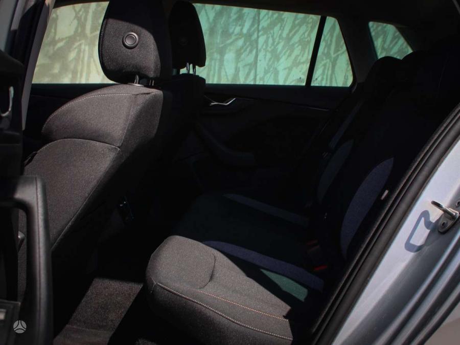 Pelēks Skoda KAMIQ 2024 Kauņa, ar dzinēja tilpumu 1.00 L un nobraukumu 30 tūkst. km par 18500 €, foto 19 vietnē AUTOMOTO.COM.LV