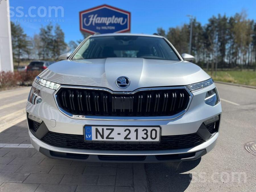 Pelēks Skoda KAMIQ 2024 Rīga, ar dzinēja tilpumu 1.00 L un nobraukumu 71 tūkst. km par 16800 €, foto 4 vietnē AUTOMOTO.COM.LV