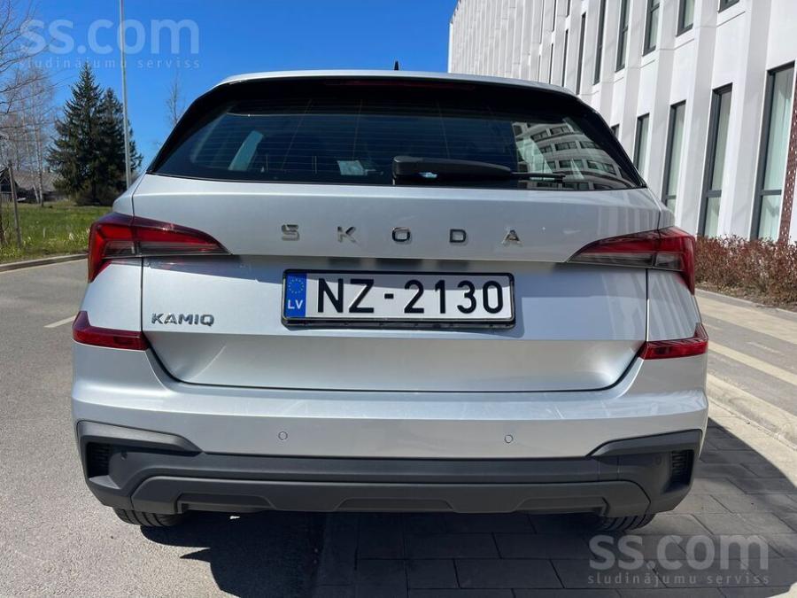 Pelēks Skoda KAMIQ 2024 Rīga, ar dzinēja tilpumu 1.00 L un nobraukumu 71 tūkst. km par 16800 €, foto 5 vietnē AUTOMOTO.COM.LV