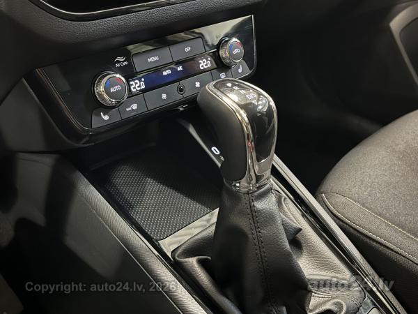 Grey Skoda KAMIQ 2024 in Tallinn, with an engine capacity of 1.00 L and mileage of 34 thousand km for 18990 €, photo 5 on AUTOMOTO.COM.LV