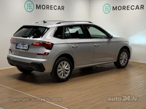 Pelēks Skoda KAMIQ 2024 Tallina, ar dzinēja tilpumu 1.00 L un nobraukumu 35 tūkst. km par 18985 €, foto 3 vietnē AUTOMOTO.COM.LV