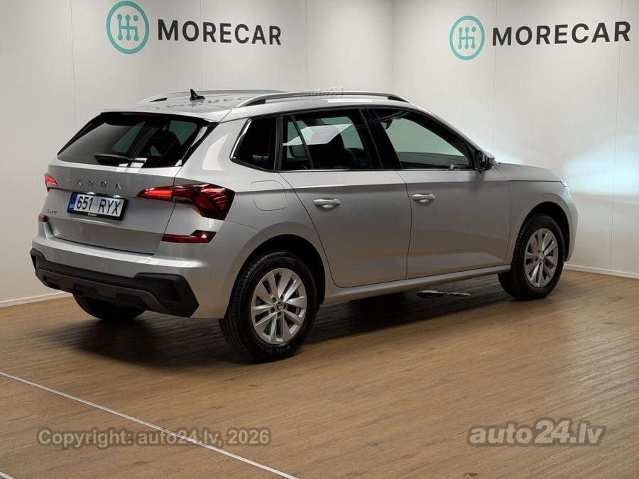 Pelēks Skoda KAMIQ 2024 Tallina, ar dzinēja tilpumu 1.00 L un nobraukumu 35 tūkst. km par 18985 €, foto 3 vietnē AUTOMOTO.COM.LV