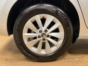 Pelēks Skoda KAMIQ 2024 Tallina, ar dzinēja tilpumu 1.00 L un nobraukumu 35 tūkst. km par 18985 €, foto 8 vietnē AUTOMOTO.COM.LV
