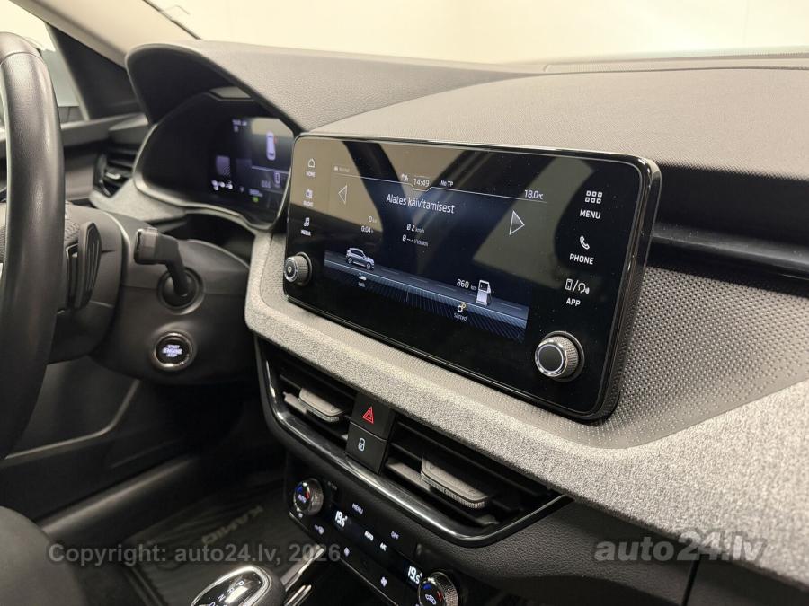 Pelēks Skoda KAMIQ 2024 Tallina, ar dzinēja tilpumu 1.00 L un nobraukumu 35 tūkst. km par 18985 €, foto 15 vietnē AUTOMOTO.COM.LV