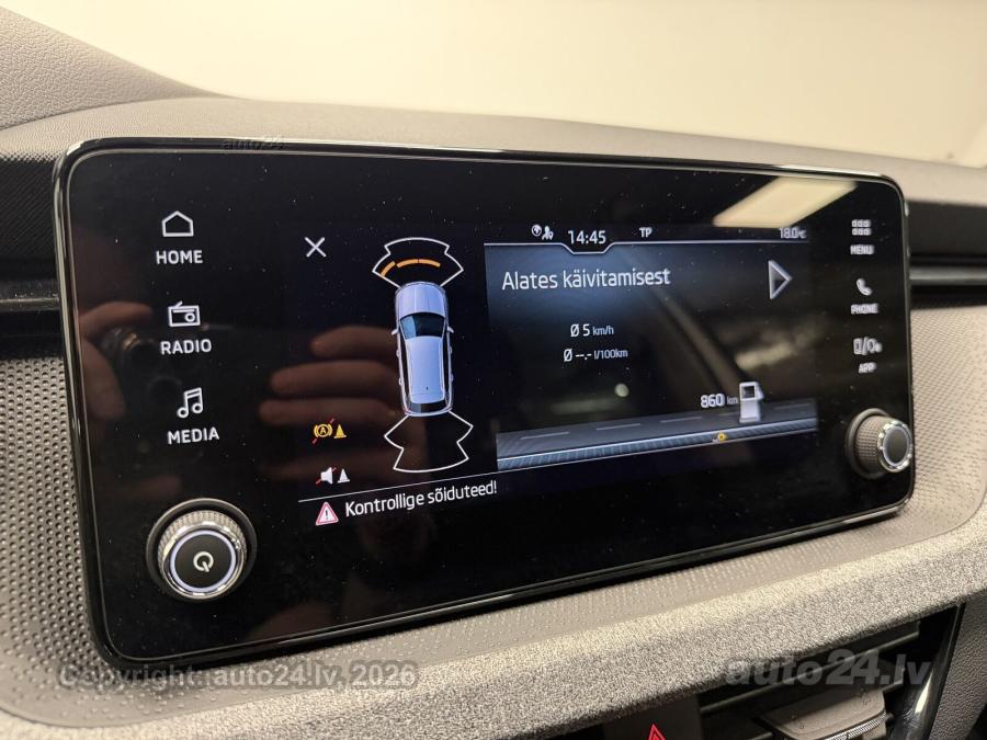 Pelēks Skoda KAMIQ 2024 Tallina, ar dzinēja tilpumu 1.00 L un nobraukumu 35 tūkst. km par 18985 €, foto 17 vietnē AUTOMOTO.COM.LV