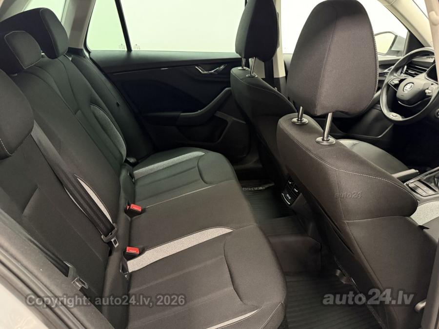 Pelēks Skoda KAMIQ 2024 Tallina, ar dzinēja tilpumu 1.00 L un nobraukumu 35 tūkst. km par 18985 €, foto 20 vietnē AUTOMOTO.COM.LV