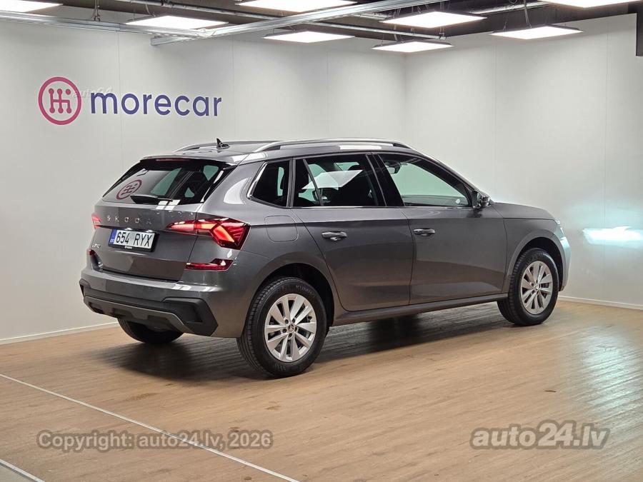 Grey Skoda KAMIQ 2024 in Tallinn, with an engine capacity of 1.00 L and mileage of 17 thousand km for 19900 €, photo 5 on AUTOMOTO.COM.LV