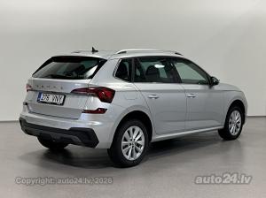 Grey Skoda KAMIQ 2024 in Tallinn, with an engine capacity of 1.00 L and mileage of 32 thousand km for 18490 €, photo 3 on AUTOMOTO.COM.LV