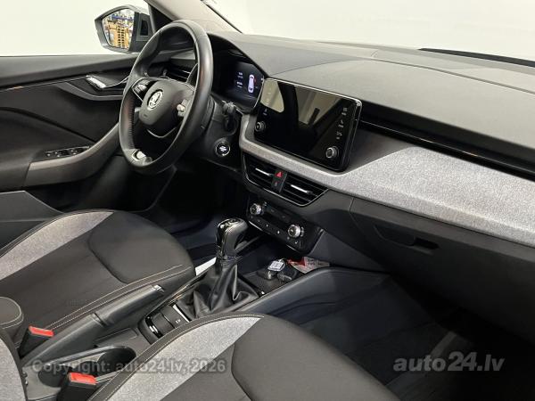 Pelēks Skoda KAMIQ 2024 Tallina, ar dzinēja tilpumu 1.00 L un nobraukumu 35 tūkst. km par 18490 €, foto 3 vietnē AUTOMOTO.COM.LV