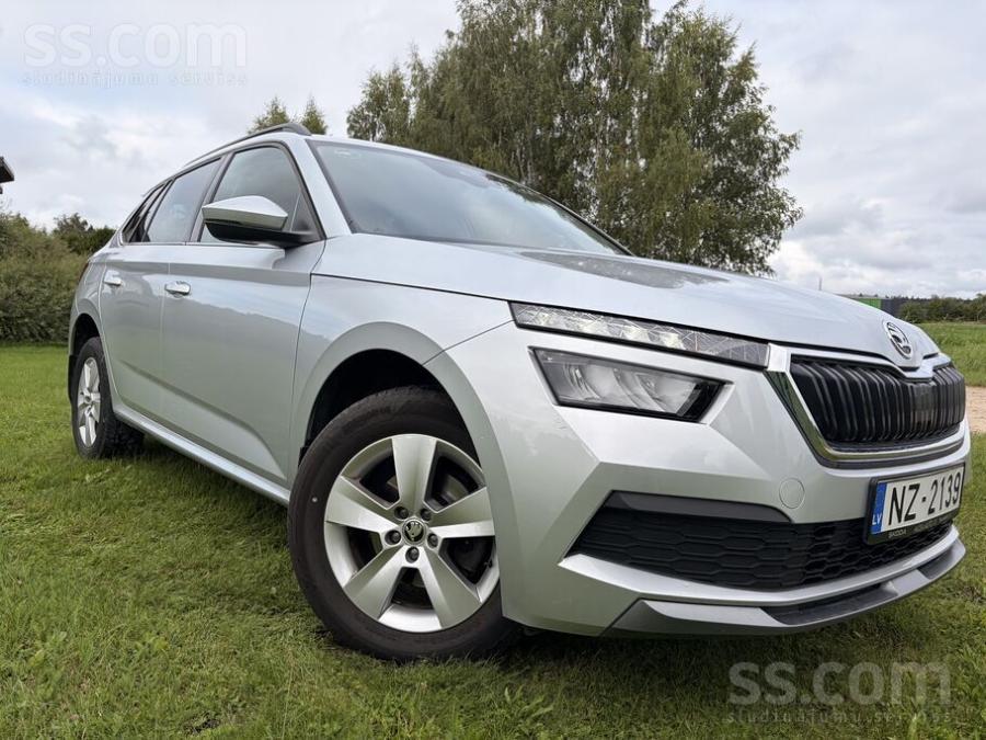 Pelēks Skoda KAMIQ 2024 Rīga, ar dzinēja tilpumu 1.00 L un nobraukumu 60 tūkst. km par 13800 €, foto 1 vietnē AUTOMOTO.COM.LV