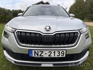 Pelēks Skoda KAMIQ 2024 Rīga, ar dzinēja tilpumu 1.00 L un nobraukumu 60 tūkst. km par 13800 €, foto 4 vietnē AUTOMOTO.COM.LV