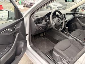 Pelēks Skoda KAMIQ 2024 Rīga, ar dzinēja tilpumu 1.00 L un nobraukumu 60 tūkst. km par 13800 €, foto 12 vietnē AUTOMOTO.COM.LV