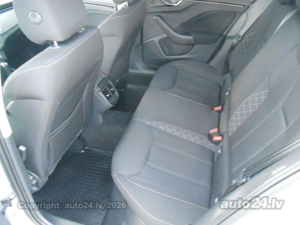 Skoda KAMIQ 2020 Viljandi vietnē Pelēks Skoda KAMIQ 2020 Viljandi, ar dzinēja tilpumu 1.60 L un nobraukumu 159 tūkst. km par 14990 €, foto 10 vietnē AUTOMOTO.COM.LV
