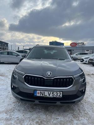 Pelēks Skoda KAMIQ 2025 Tallina, ar dzinēja tilpumu 1.00 L un nobraukumu 19 tūkst. km par 24490 €, foto  vietnē AUTOMOTO.COM.LV