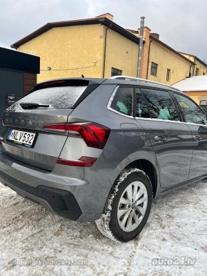 Pelēks Skoda KAMIQ 2025 Tallina, ar dzinēja tilpumu 1.00 L un nobraukumu 19 tūkst. km par 24490 €, foto 4 vietnē AUTOMOTO.COM.LV