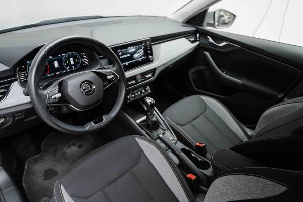 Skoda KAMIQ 2024 Peetri, ar dzinēja tilpumu 1.00 L un nobraukumu 36 tūkst. km par 24050 €, foto 8 vietnē AUTOMOTO.COM.LV
