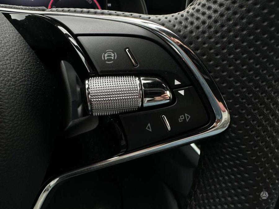 Sarkans Skoda KAMIQ 2022 Viļņa, ar dzinēja tilpumu 1.50 L un nobraukumu 70 tūkst. km par 22450 €, foto 12 vietnē AUTOMOTO.COM.LV