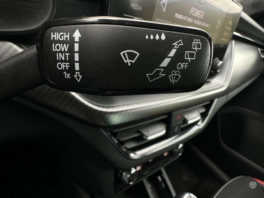 Sarkans Skoda KAMIQ 2022 Viļņa, ar dzinēja tilpumu 1.50 L un nobraukumu 70 tūkst. km par 22450 €, foto 14 vietnē AUTOMOTO.COM.LV