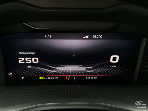 Sarkans Skoda KAMIQ 2022 Avižieniai, ar dzinēja tilpumu 1.50 L un nobraukumu 70 tūkst. km par 22450 €, foto 10 vietnē AUTOMOTO.COM.LV