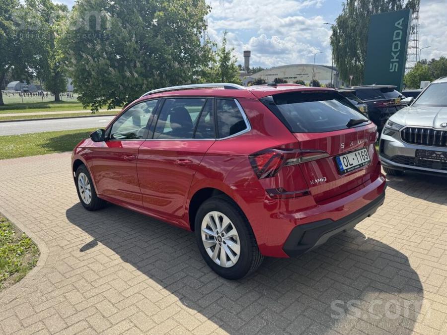 Sarkans Skoda KAMIQ 2026 Valmiera, ar dzinēja tilpumu 1.00 L un nobraukumu 1 tūkst. km par 23500 €, foto 6 vietnē AUTOMOTO.COM.LV
