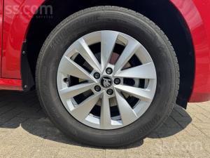 Sarkans Skoda KAMIQ 2026 Valmiera, ar dzinēja tilpumu 1.00 L un nobraukumu 1 tūkst. km par 23500 €, foto 8 vietnē AUTOMOTO.COM.LV