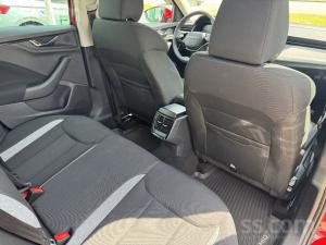Sarkans Skoda KAMIQ 2026 Valmiera, ar dzinēja tilpumu 1.00 L un nobraukumu 1 tūkst. km par 23500 €, foto 10 vietnē AUTOMOTO.COM.LV